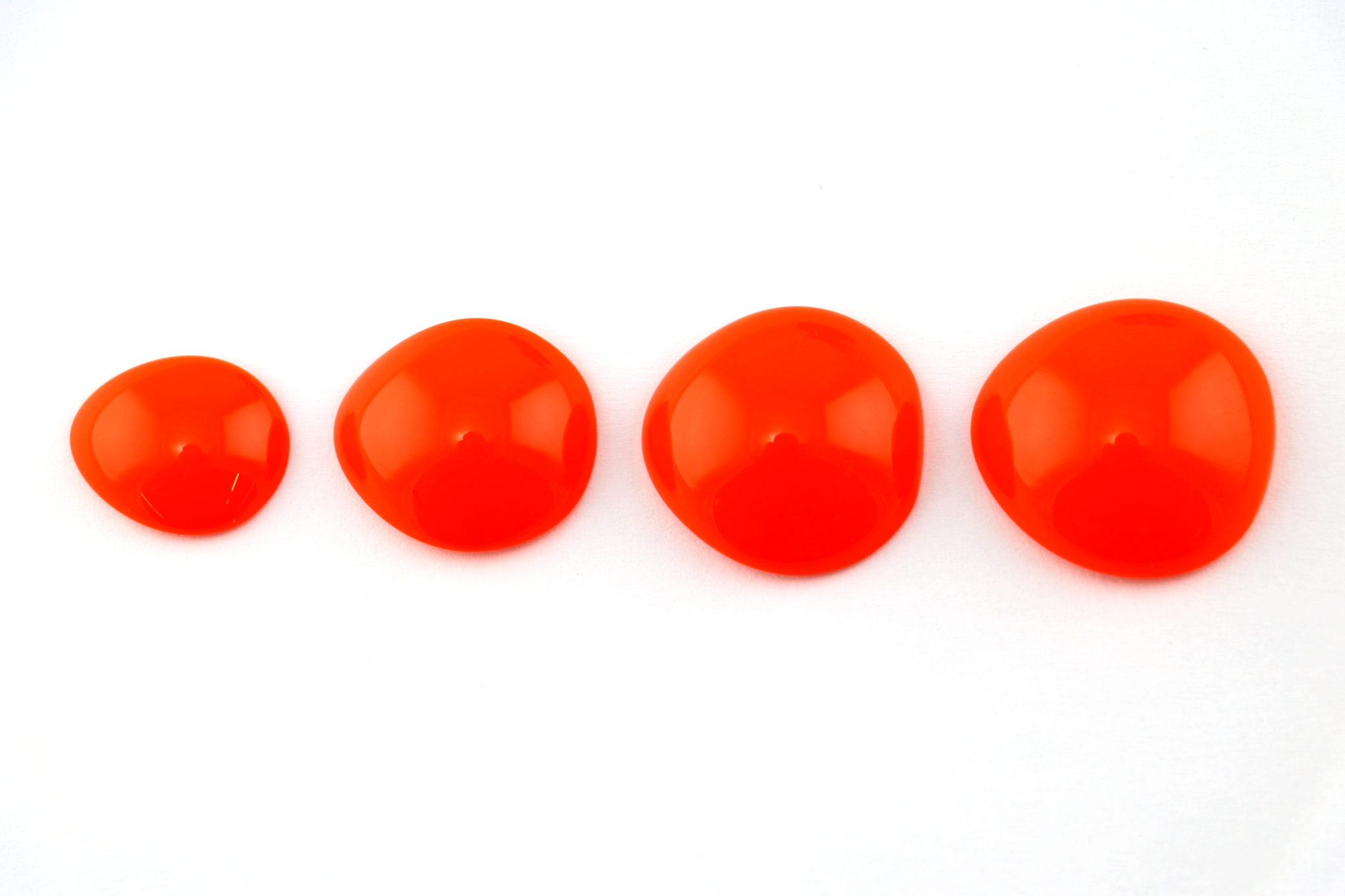 Single Use Sterile Corneal Shields Pair with suction cup, box of 10